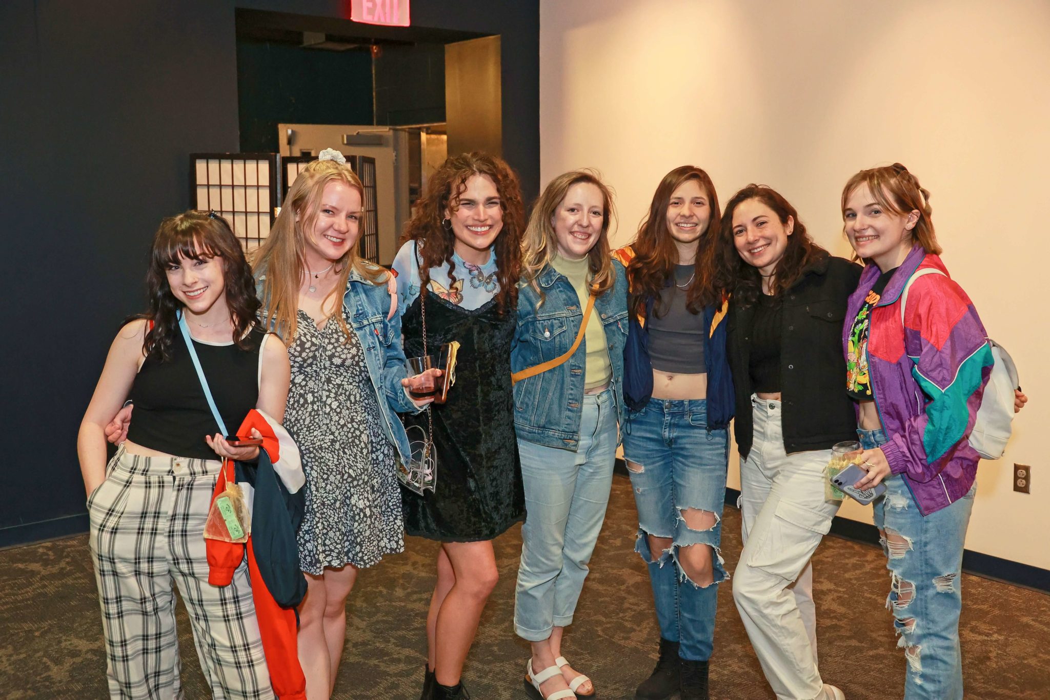 Rock Your 90s Party | 8 Fabulous Ideas!